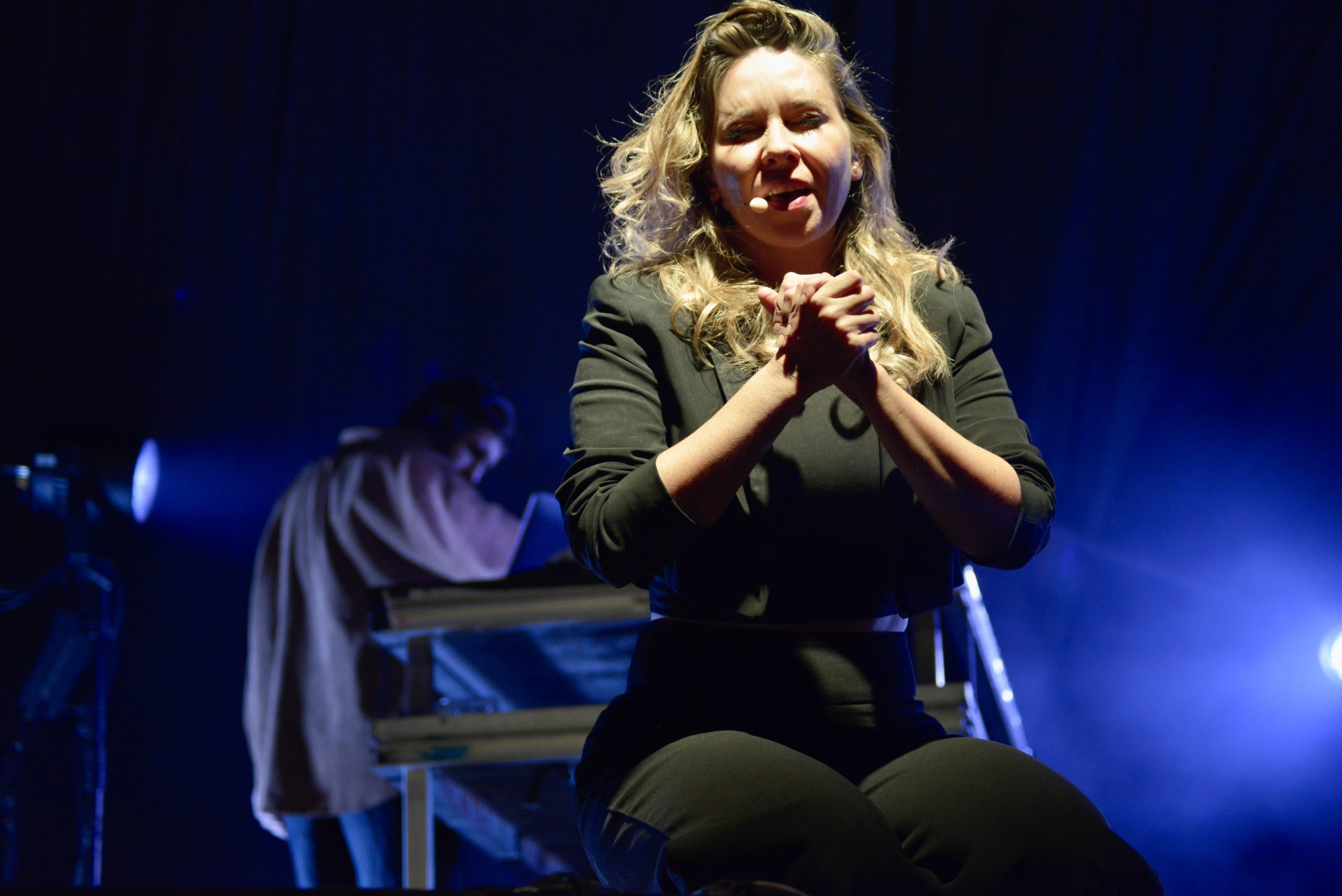 Crónica de Rocío Márquez & Bronquio + Mabuse & Los Compayos, Jardín de ...