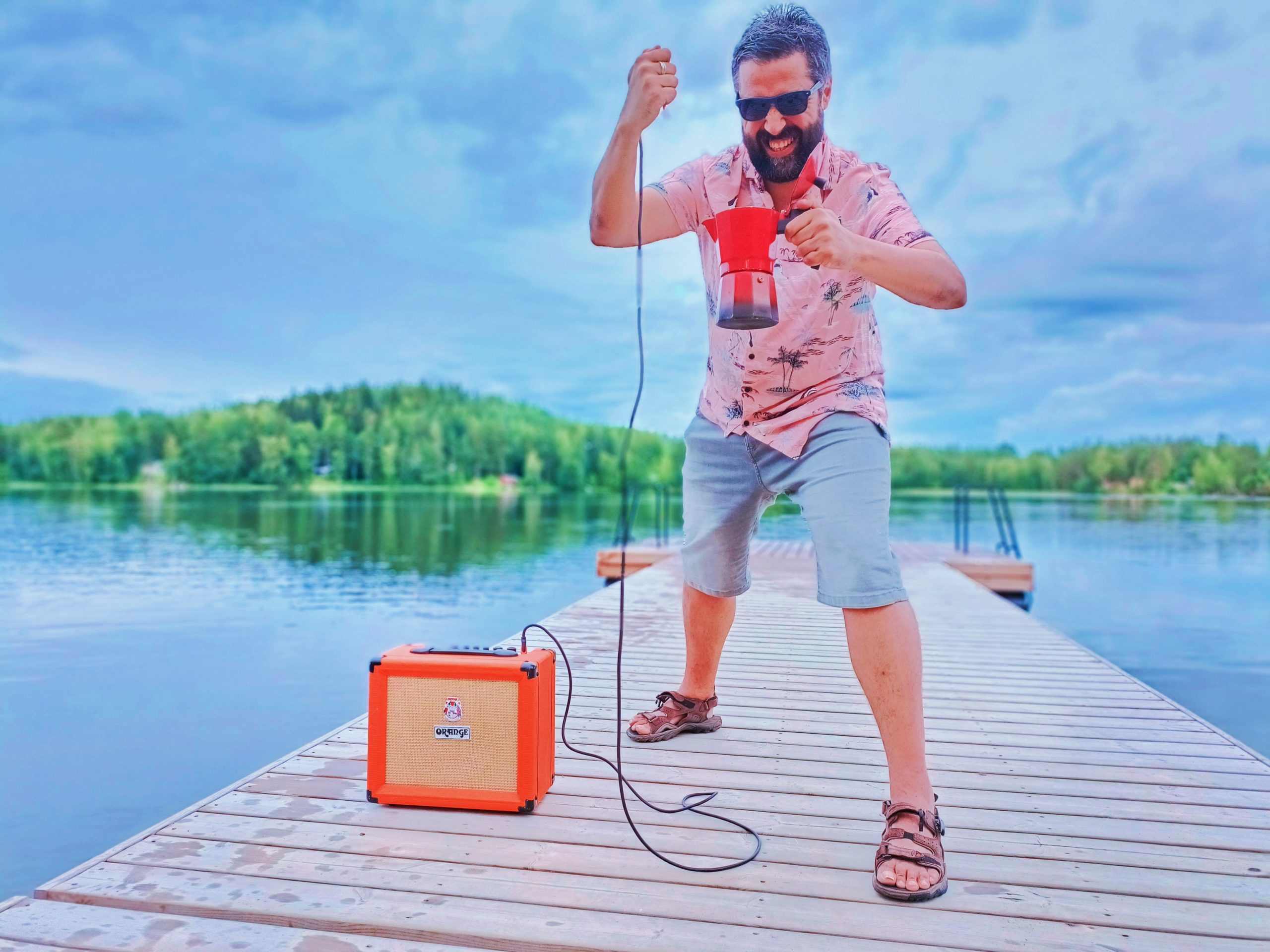 Las dos caras de Huss Garcés - Rock The Best Music